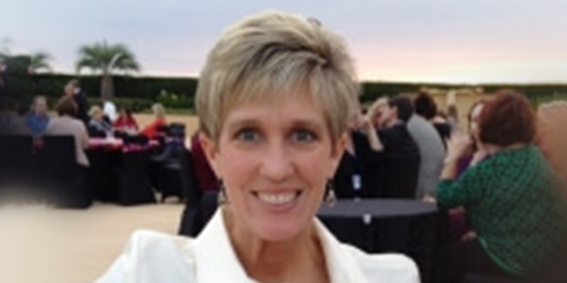 2013 Distinguished Service Award | Delta Regional Medical Center
